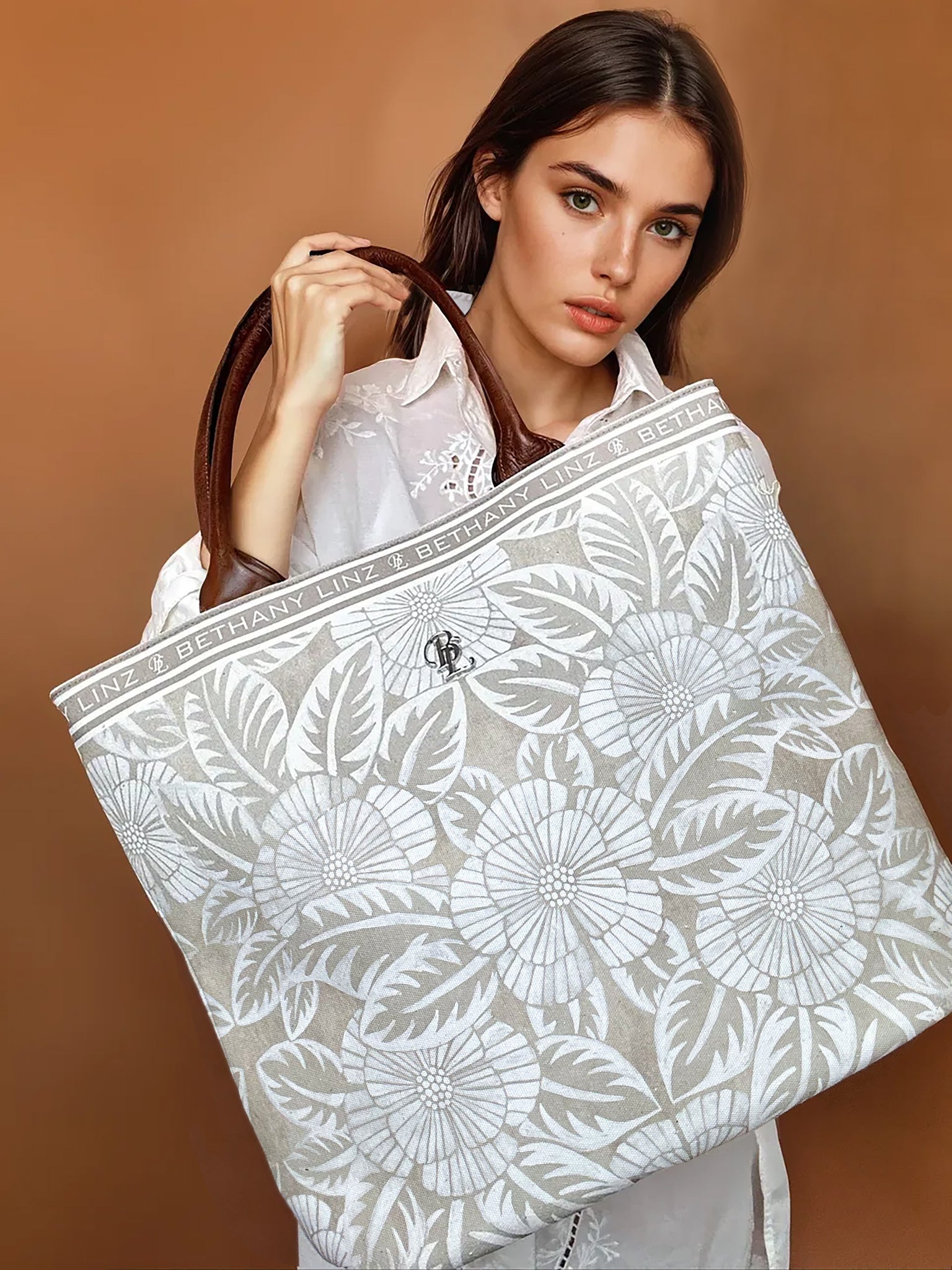 Bethany Linz - Art Prints, Wallpapers & Tote Bags – Bethany linz